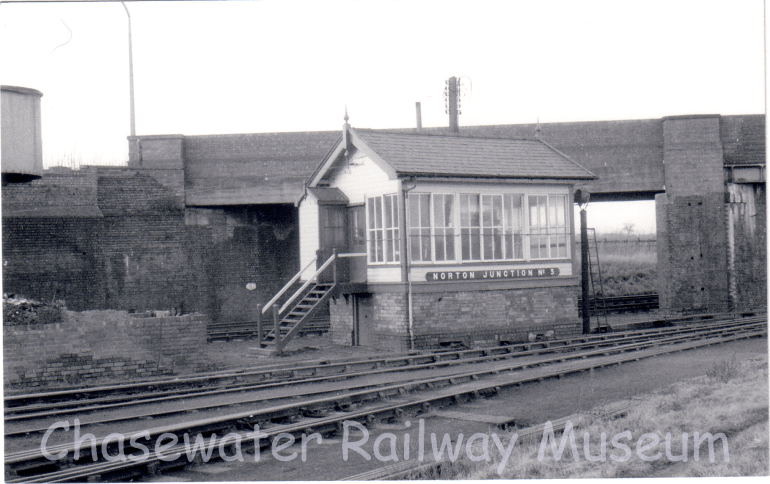 05302 Norton Junction No.3 Signal Box 31-12-1966 | Chasewater Railway ...